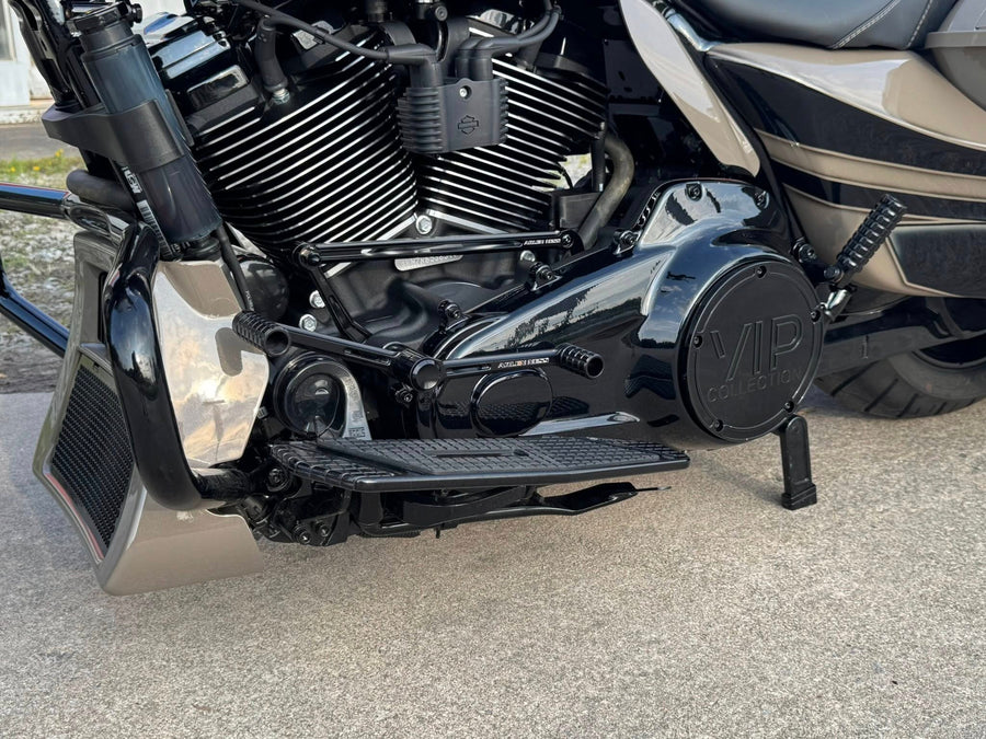 High-End Big Wheel Baggers | Road Glide & Street Glide – Woodlawn Baggers